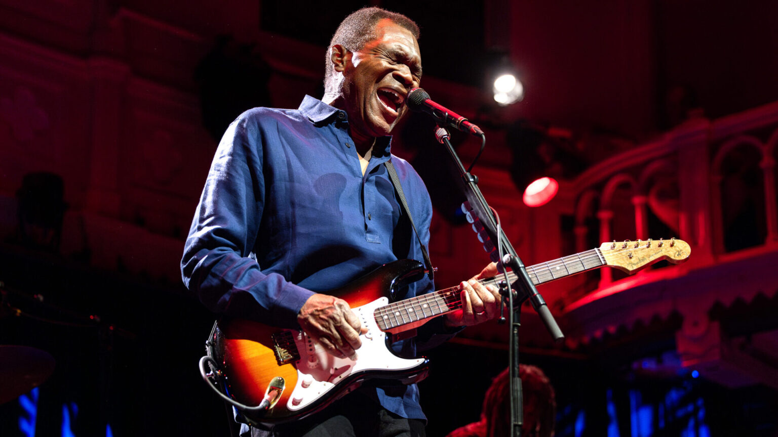 The Robert Cray Band - The Music Hall